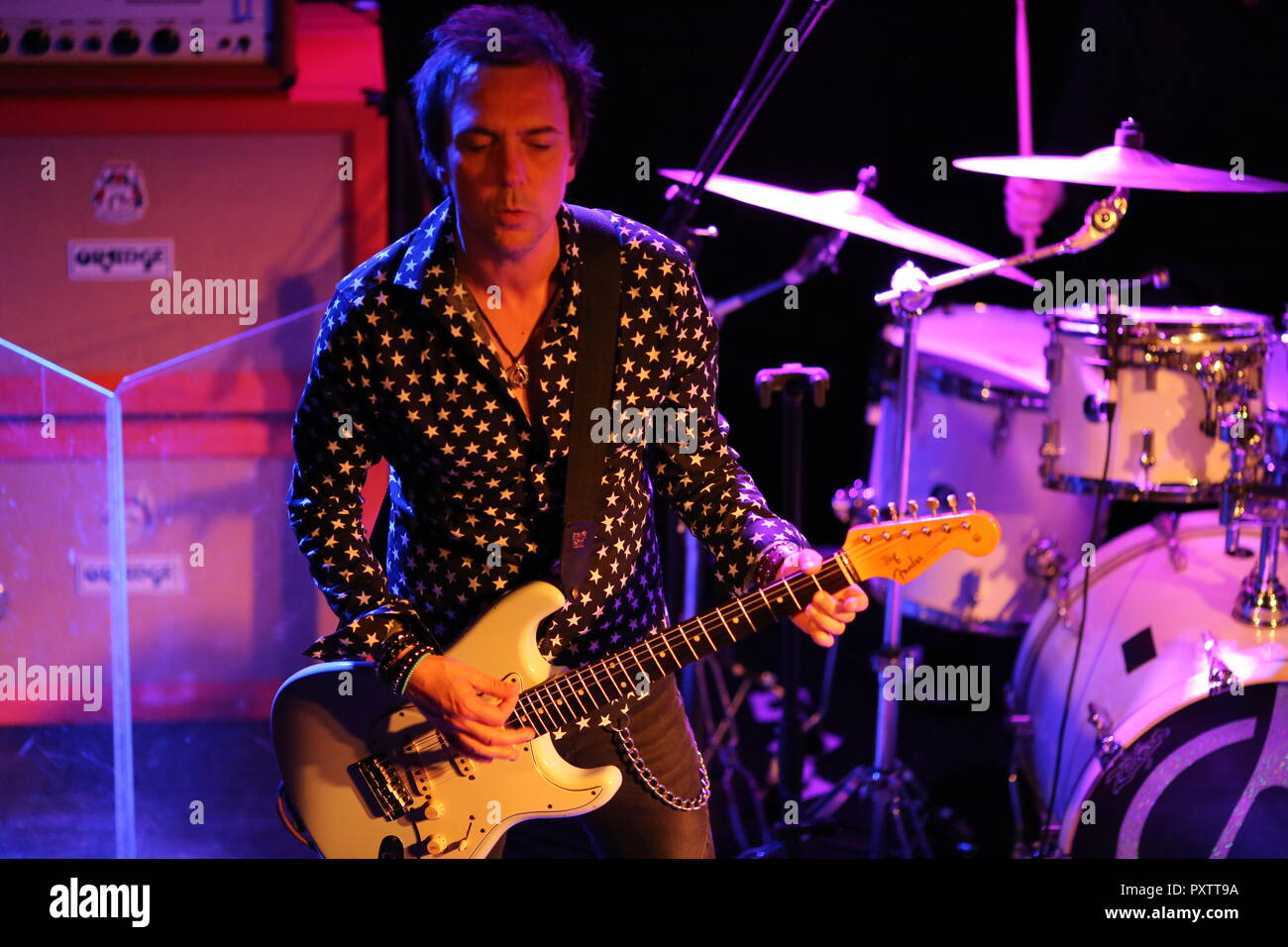 Wishbone Ash live Stock Photo - Alamy