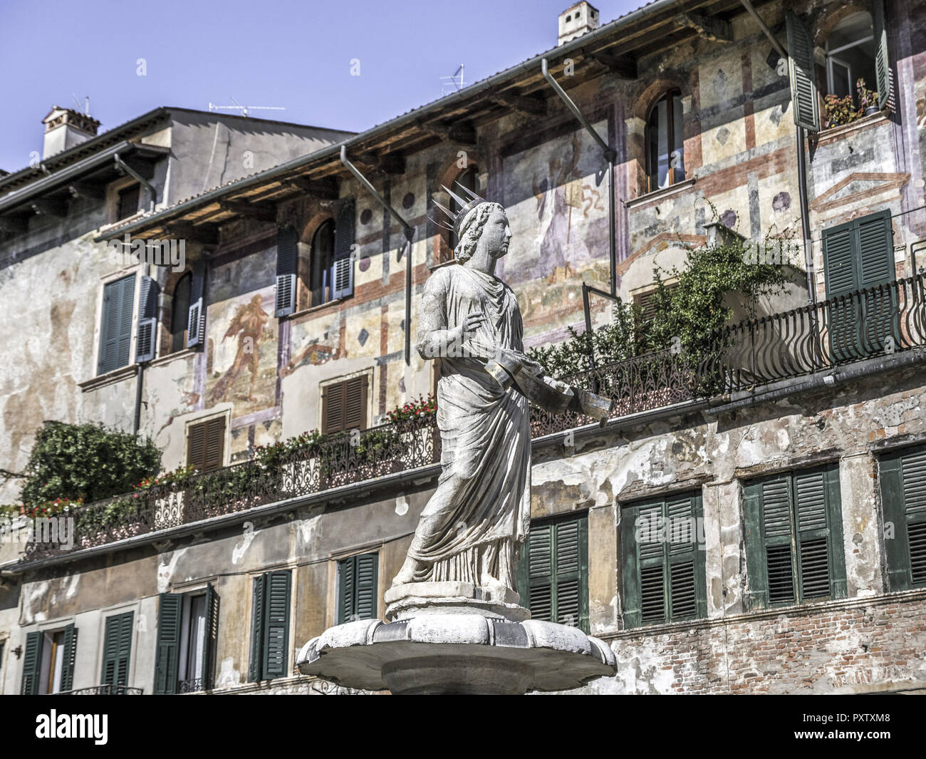 Verona mazzanti houses hi-res stock photography and images - Alamy
