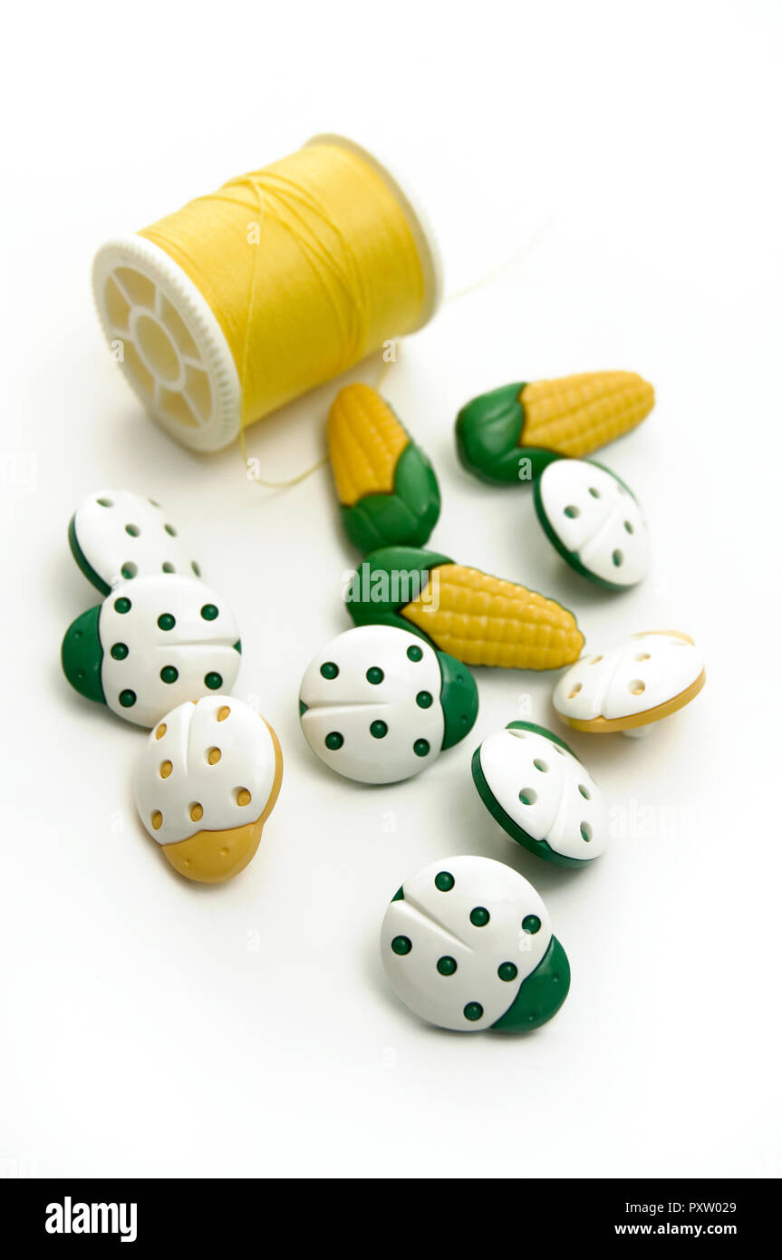 Green and Yellow LadyBug, Corn on the Cob Sewing Buttons with Yellow ...