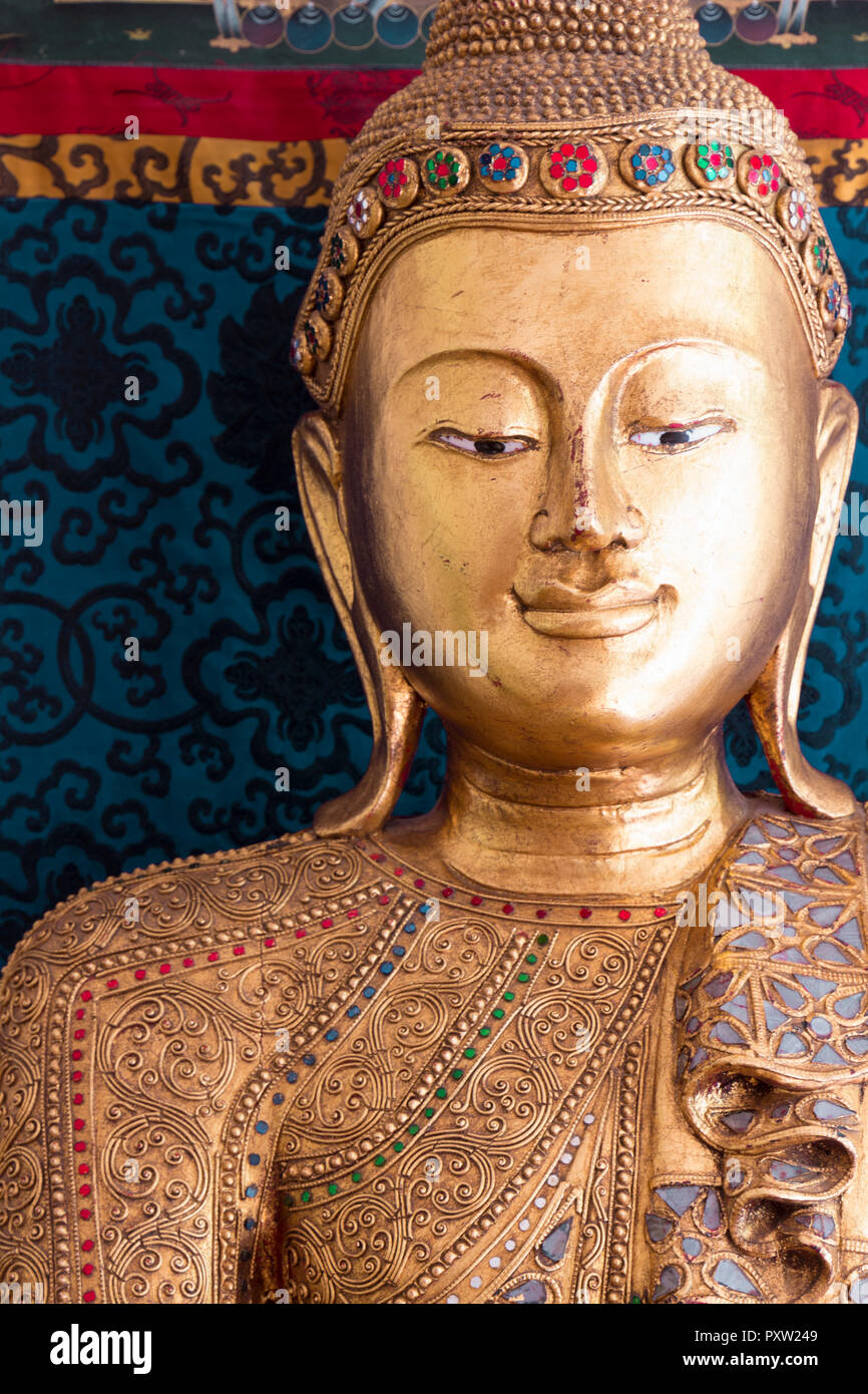 Statue Portrait High Resolution Stock Photography and Images - Alamy