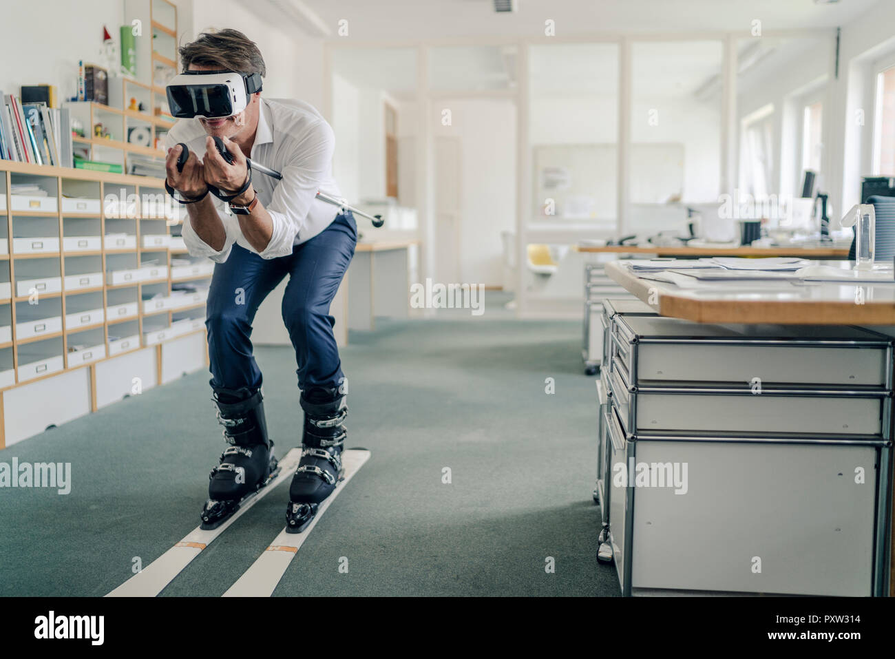 Practice skiing hi-res stock photography and images - Alamy