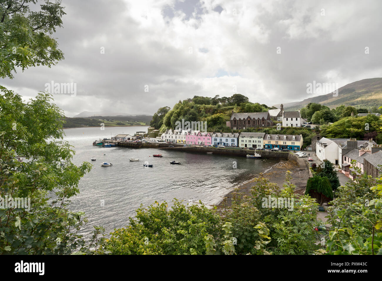 Isle of skye portree hi-res stock photography and images - Alamy