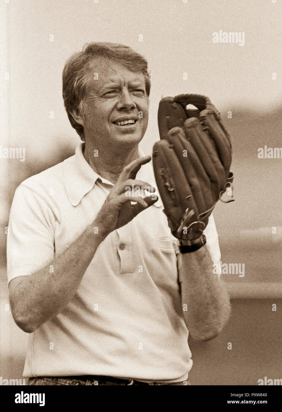 President Jimmy Carter plays softball 1976 - 1979 with off duty Secret ...