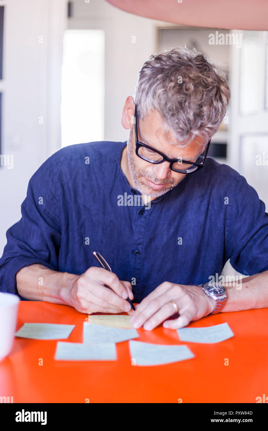 Man writing table hi-res stock photography and images - Alamy