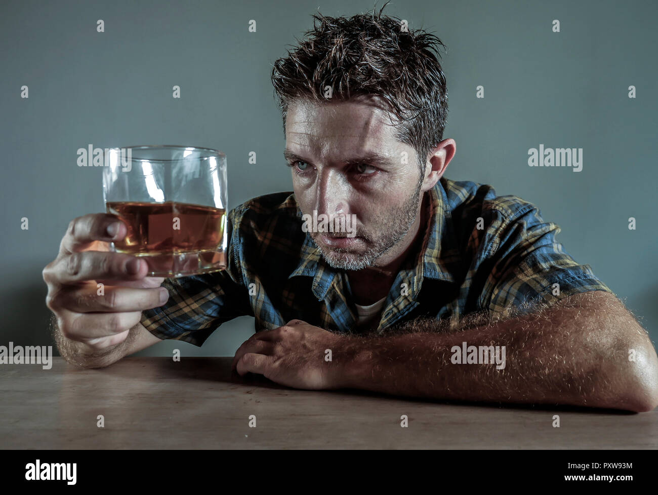 Alcoholis hi-res stock photography and images - Alamy