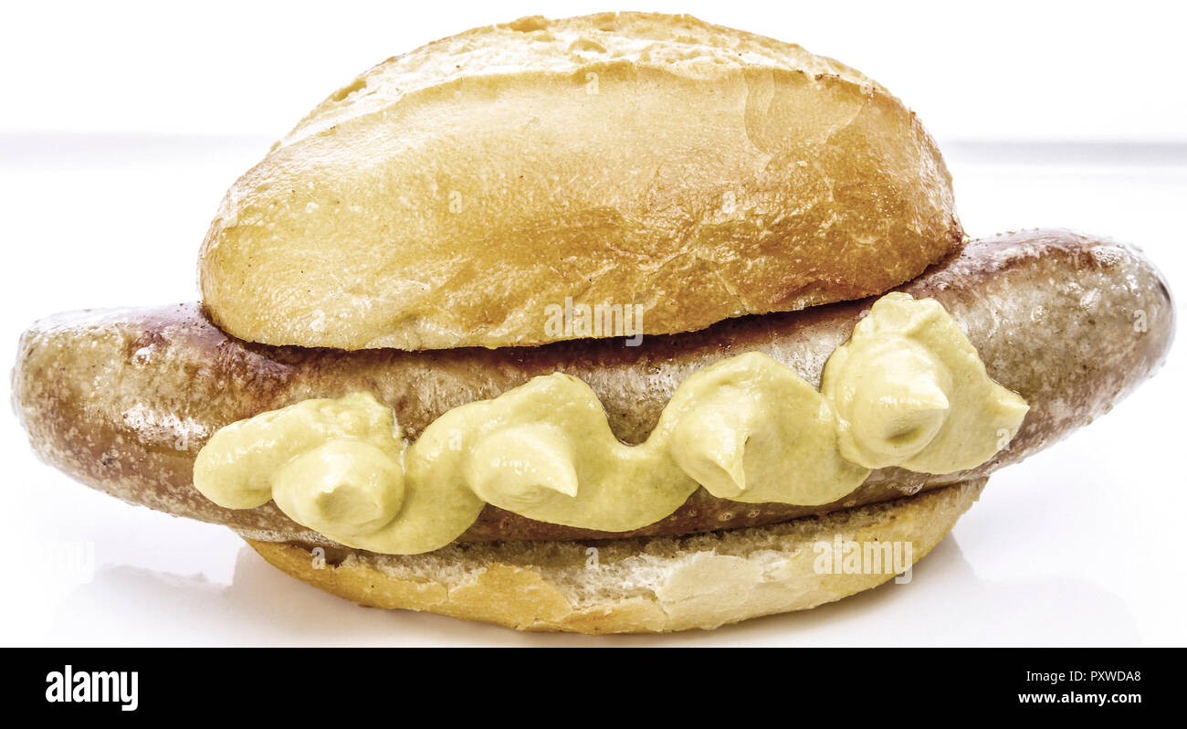 Bratwurstsemmel mit Senf Stock Photo - Alamy