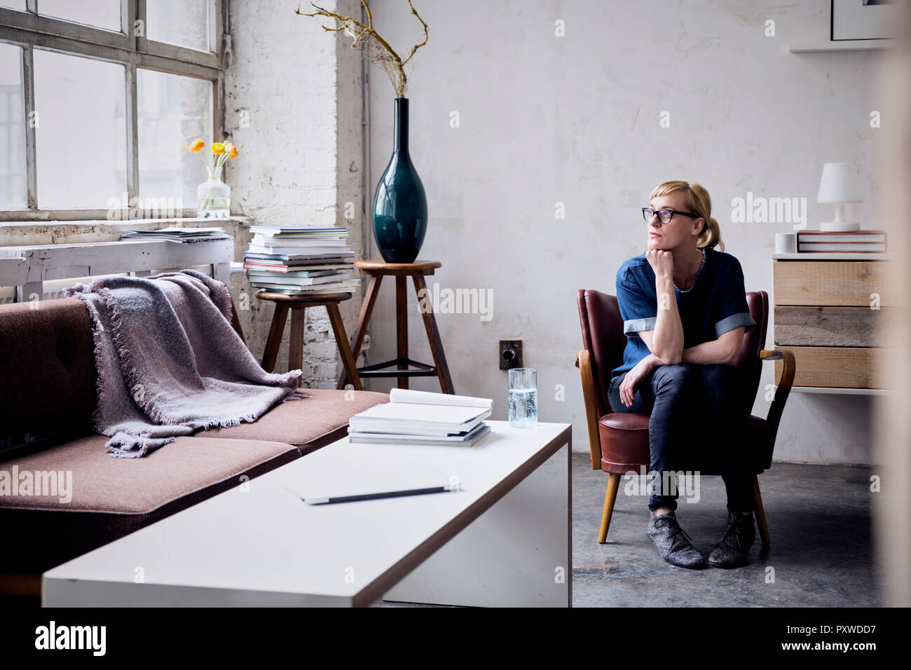 Do not stand on chair hi-res stock photography and images - Alamy