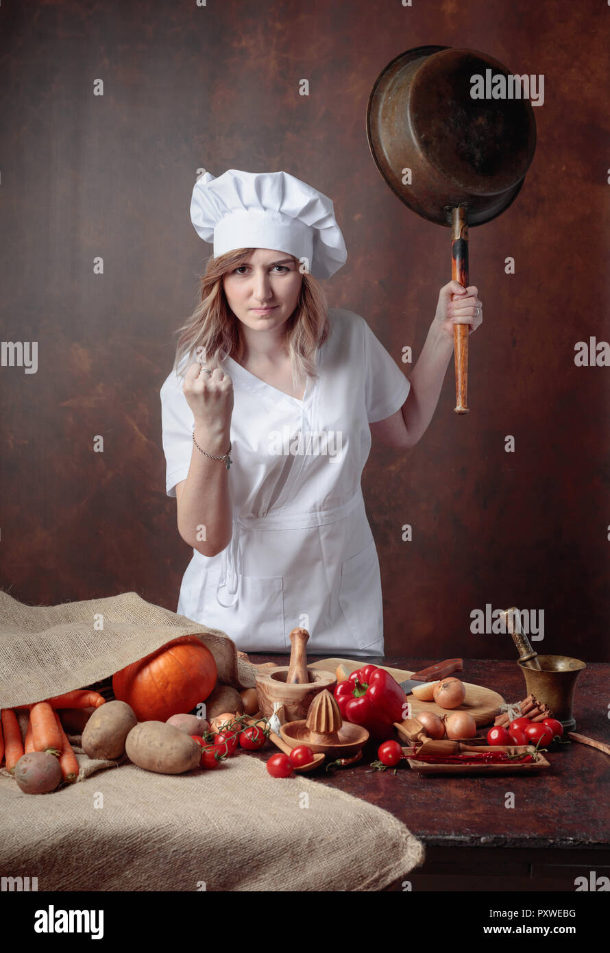 Angry chef in kitchen hi-res stock photography and images - Alamy