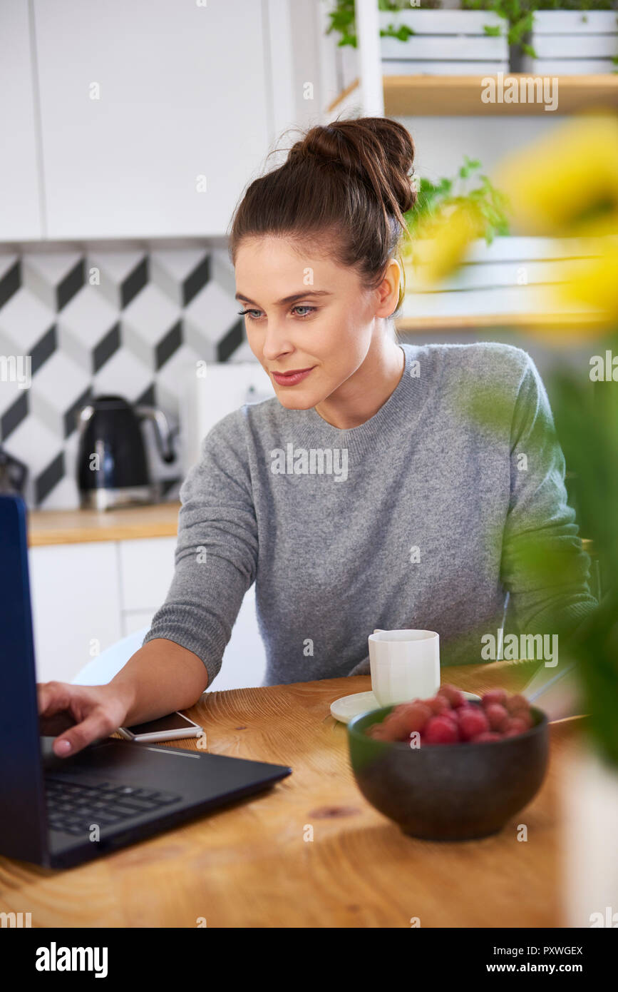 Woman working home laptop hi-res stock photography and images - Alamy