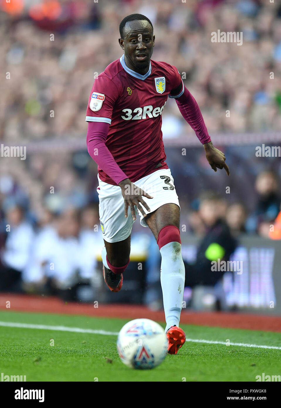 Aston Villa's Albert Adomah Stock Photo - Alamy