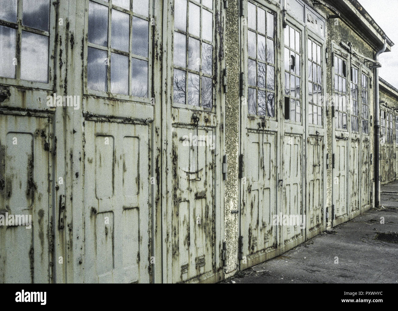 Fabriktore factory gate hi-res stock photography and images - Alamy