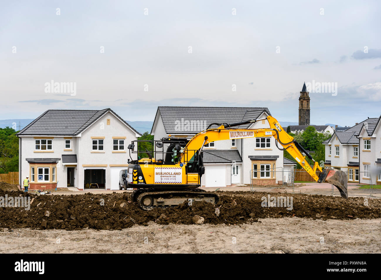 Jcb house build hi-res stock photography and images - Alamy