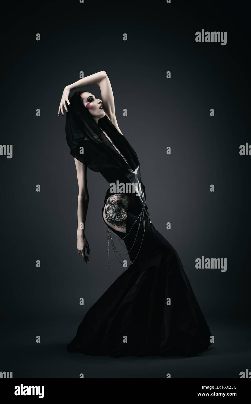 Priestess Dress High Resolution Stock Photography and Images - Alamy