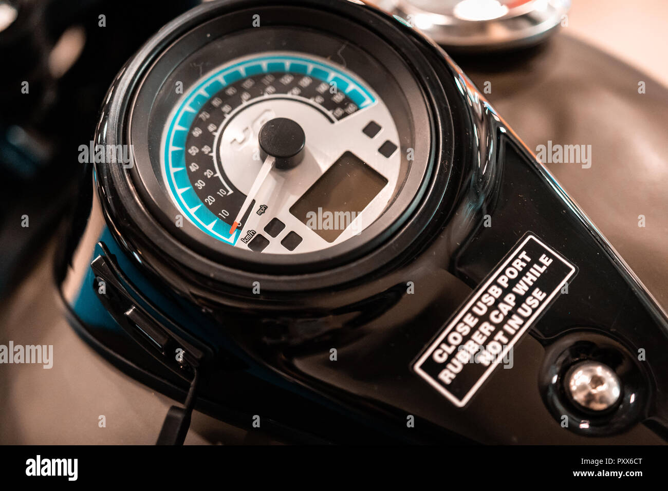 Bike engine parts hi-res stock photography and images - Alamy