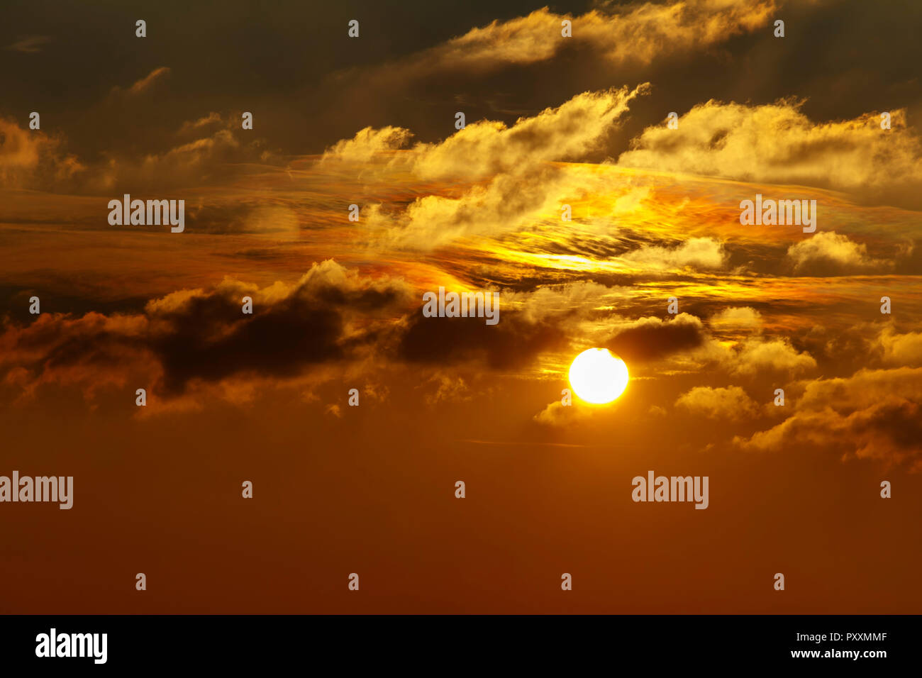 Sundog formation hi-res stock photography and images - Alamy