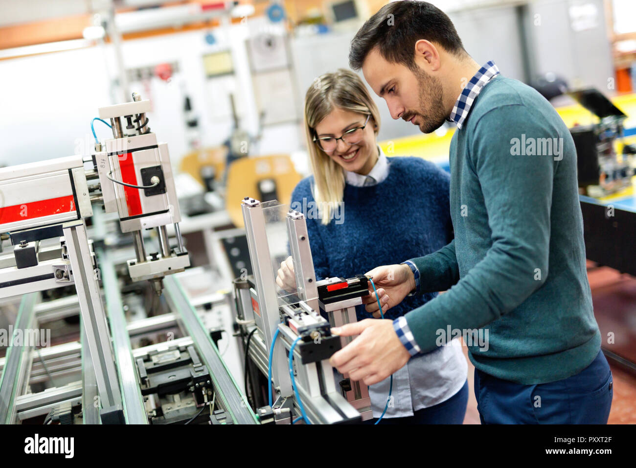 Mechatronics apprentice hi-res stock photography and images - Alamy