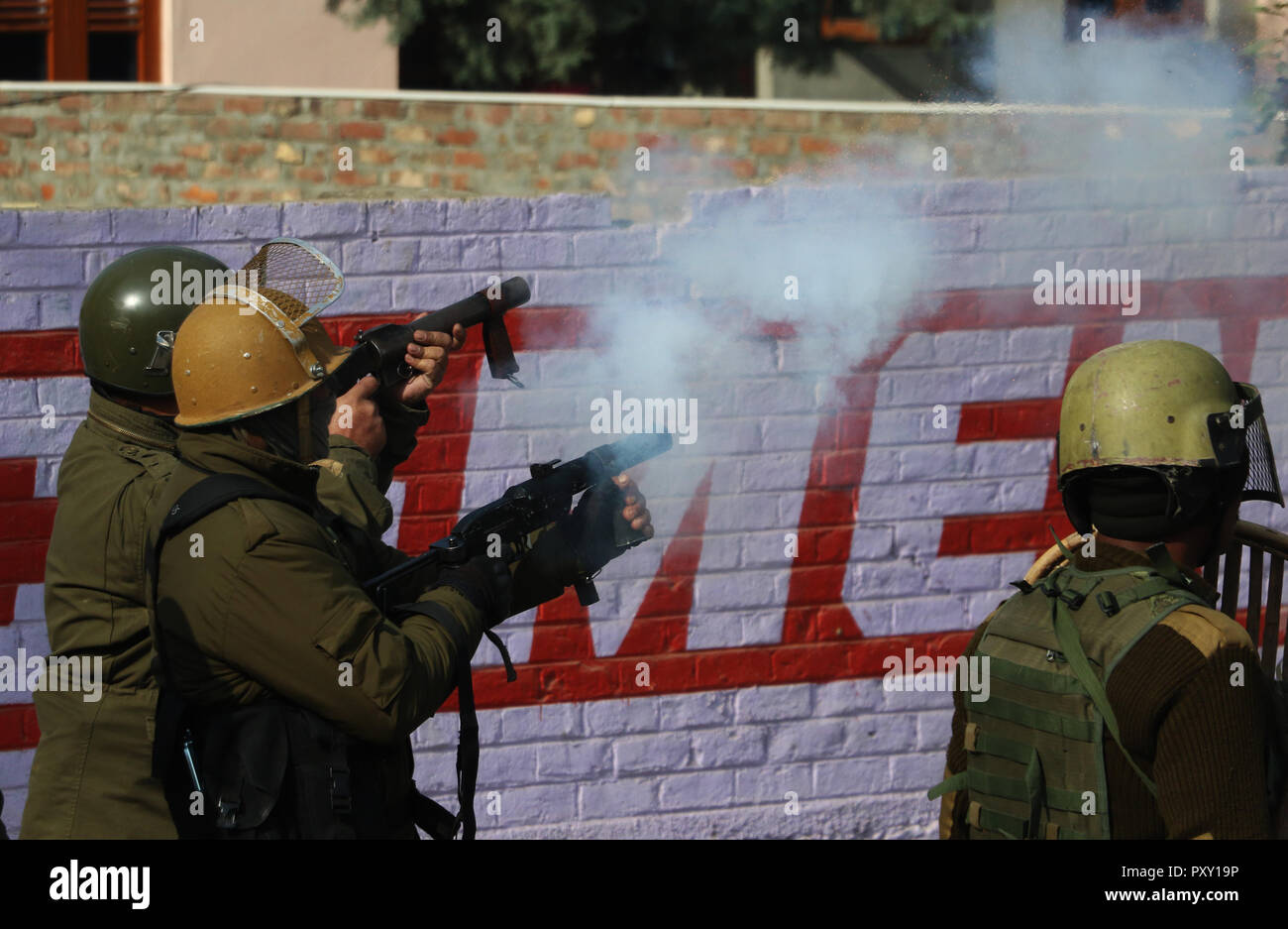 Clashers hi-res stock photography and images - Alamy