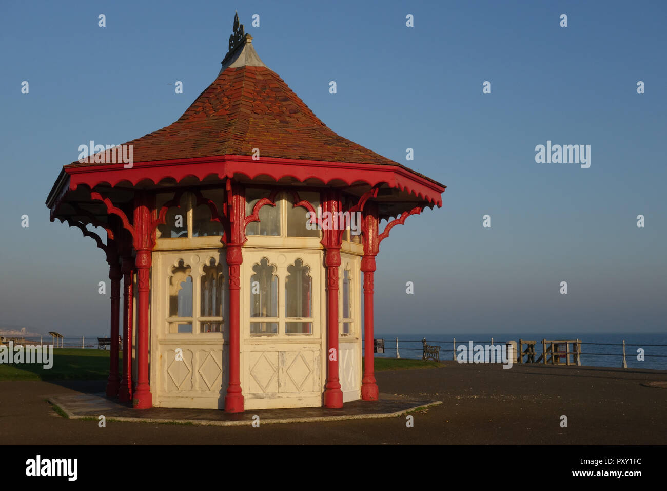 Victorian seafront shelter hi-res stock photography and images - Alamy