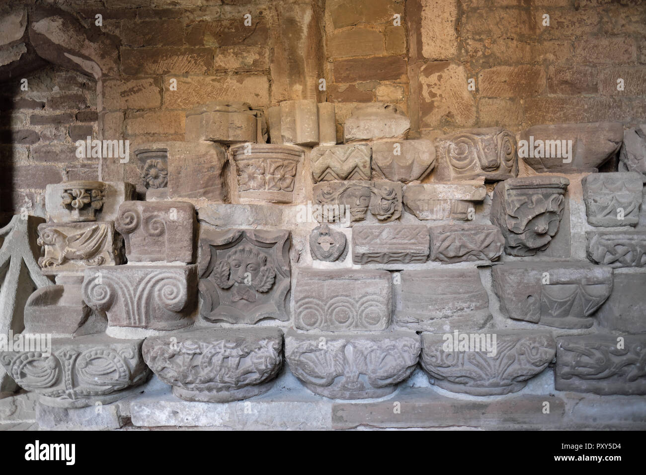 Medieval carved stones hi-res stock photography and images - Alamy