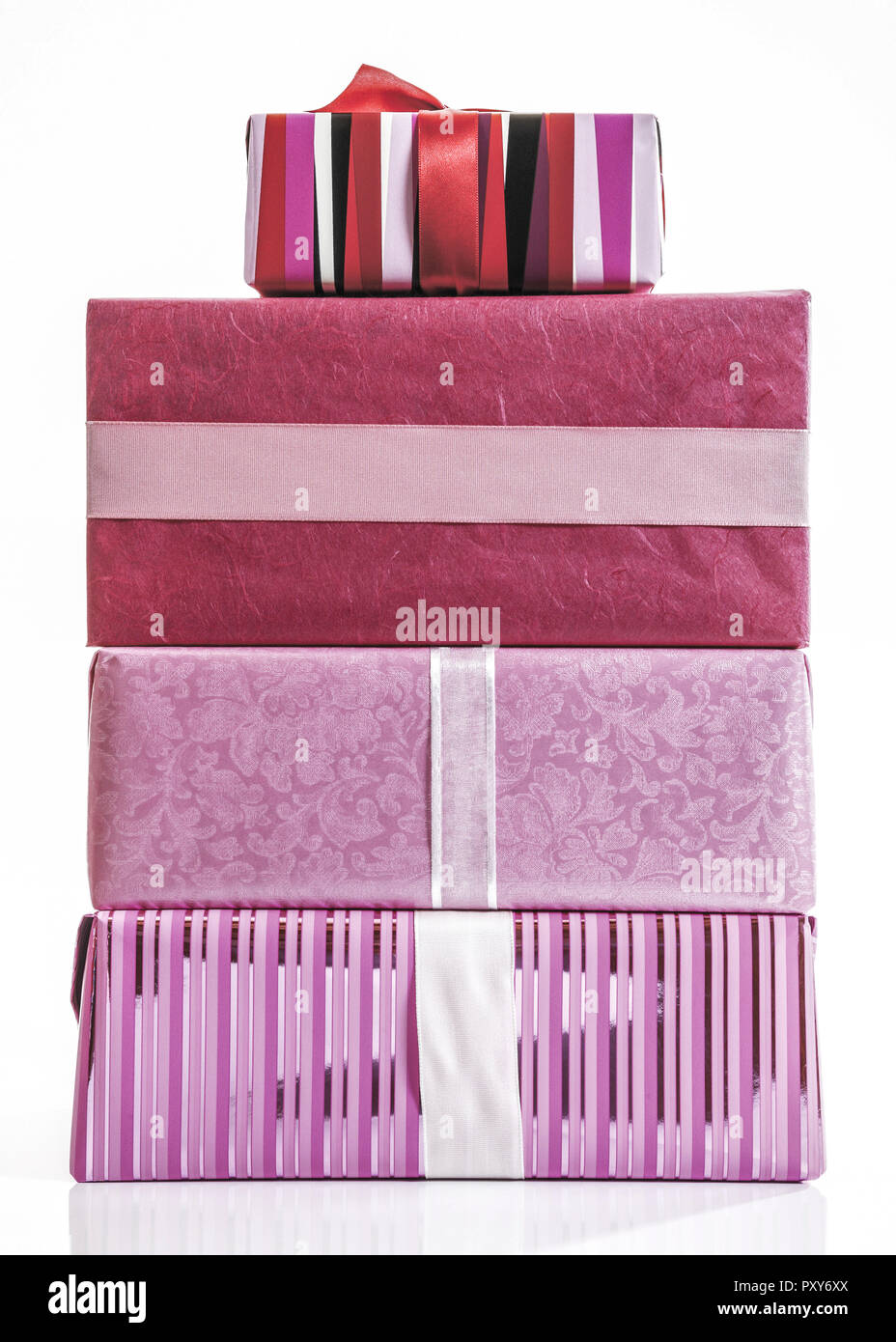 Aufeinander hi-res stock photography and images - Alamy