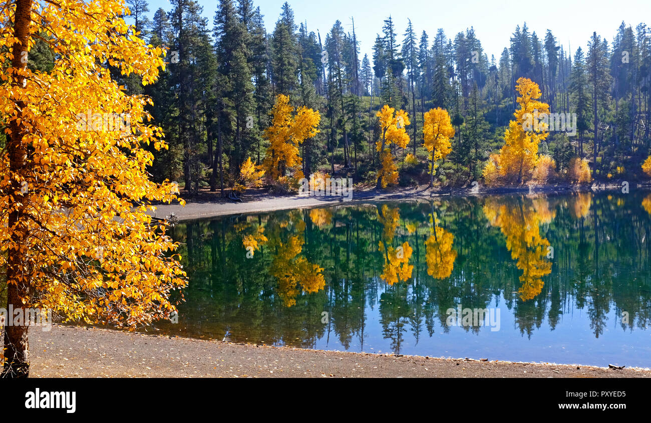 Scout lake deschutes hi-res stock photography and images - Alamy