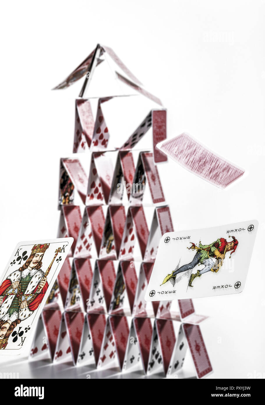 Kartenhaus hi-res stock photography and images - Alamy