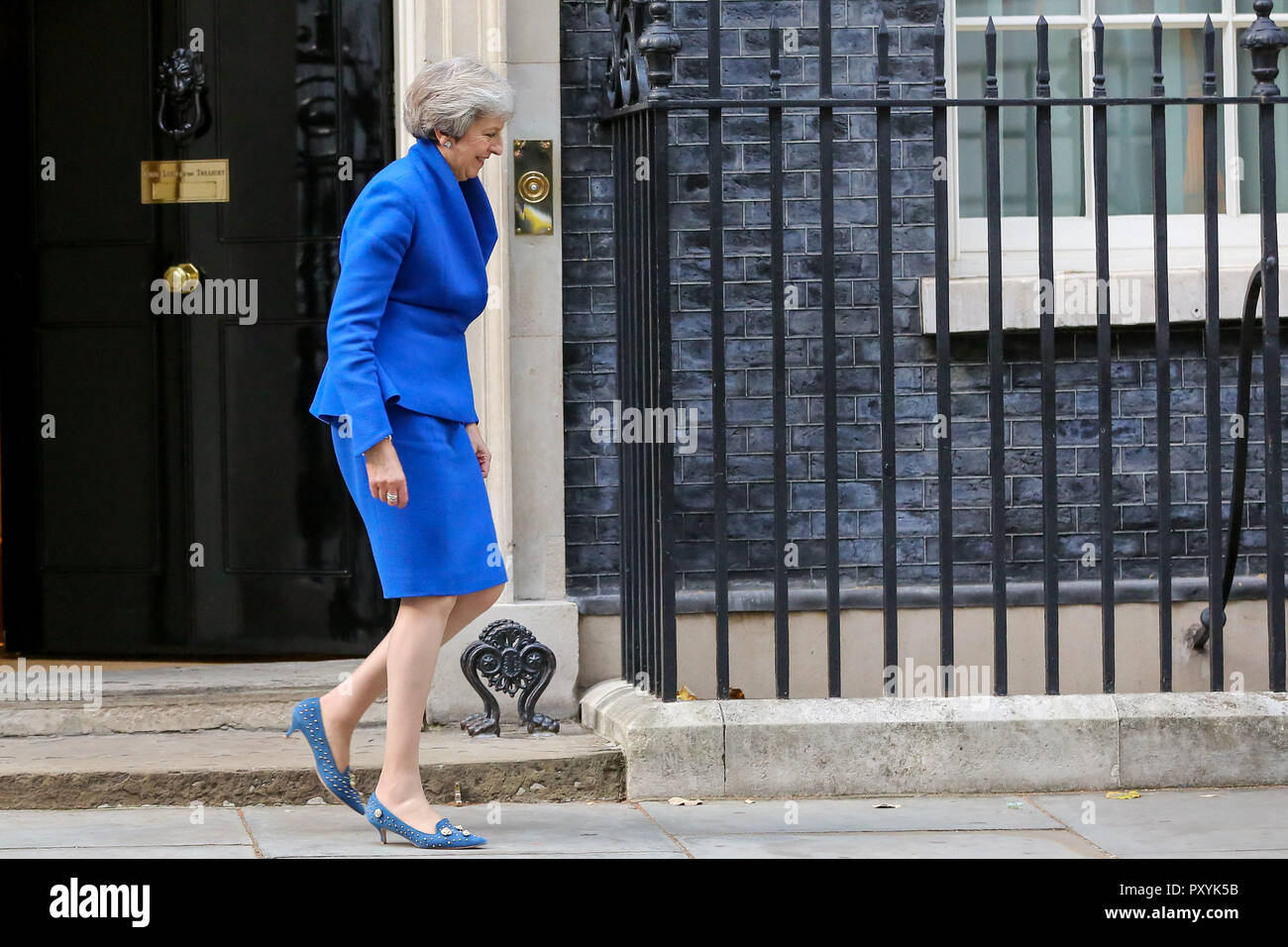 Downing Street, London, UK. 24th Oct, 2091. British Prime Minister ...