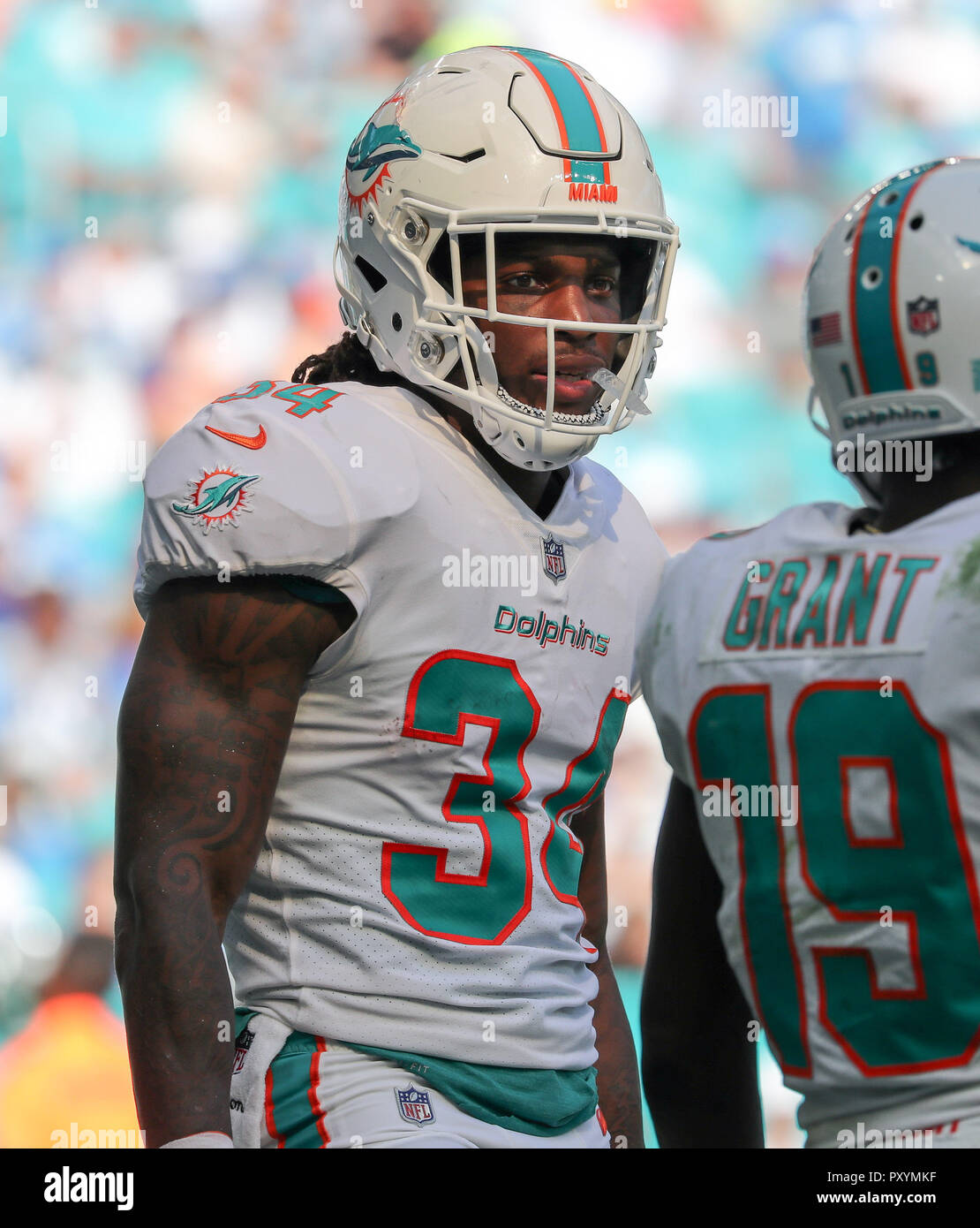 Senorise perry hi-res stock photography and images - Alamy