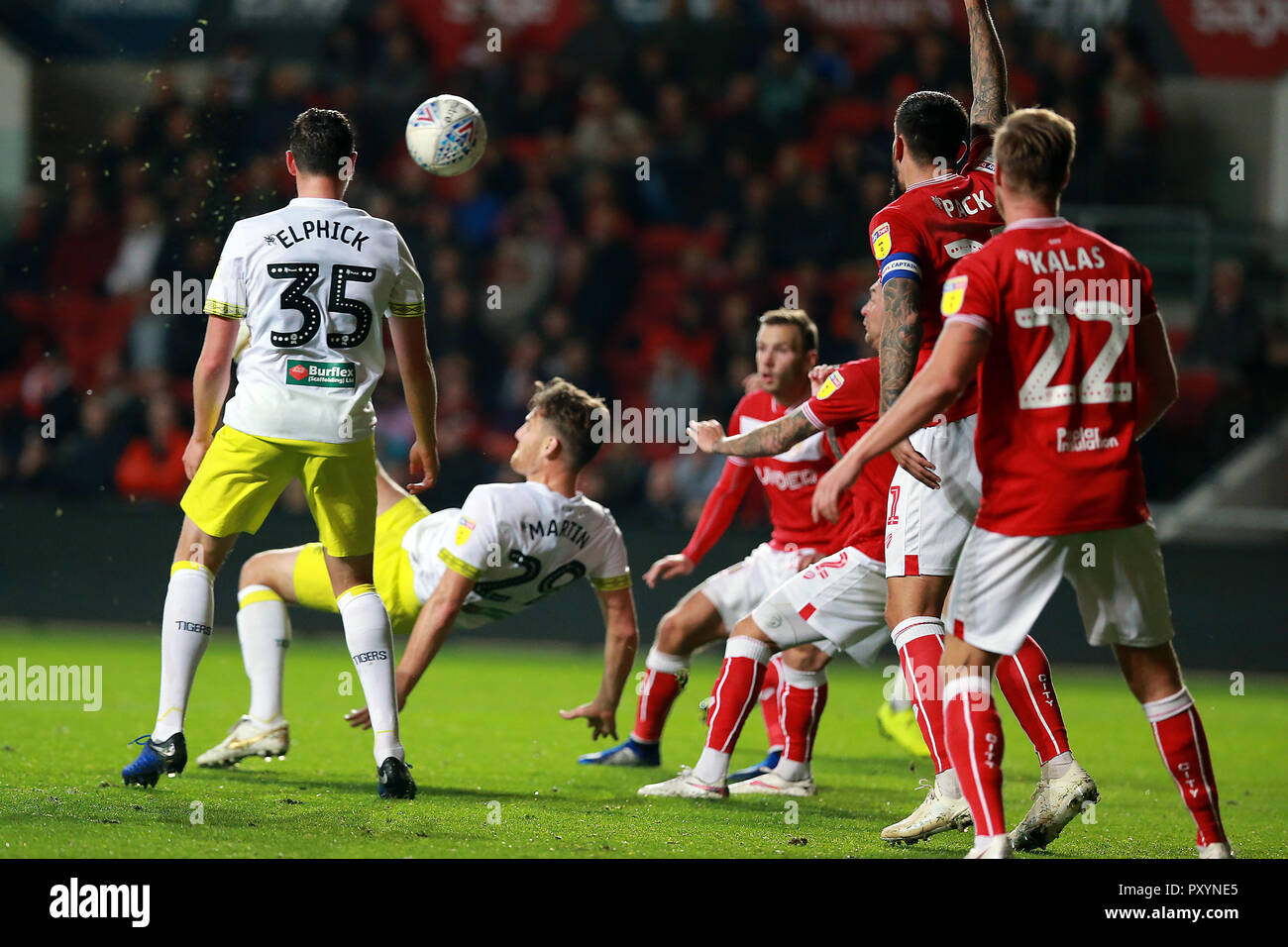 Chris hull hi-res stock photography and images - Alamy