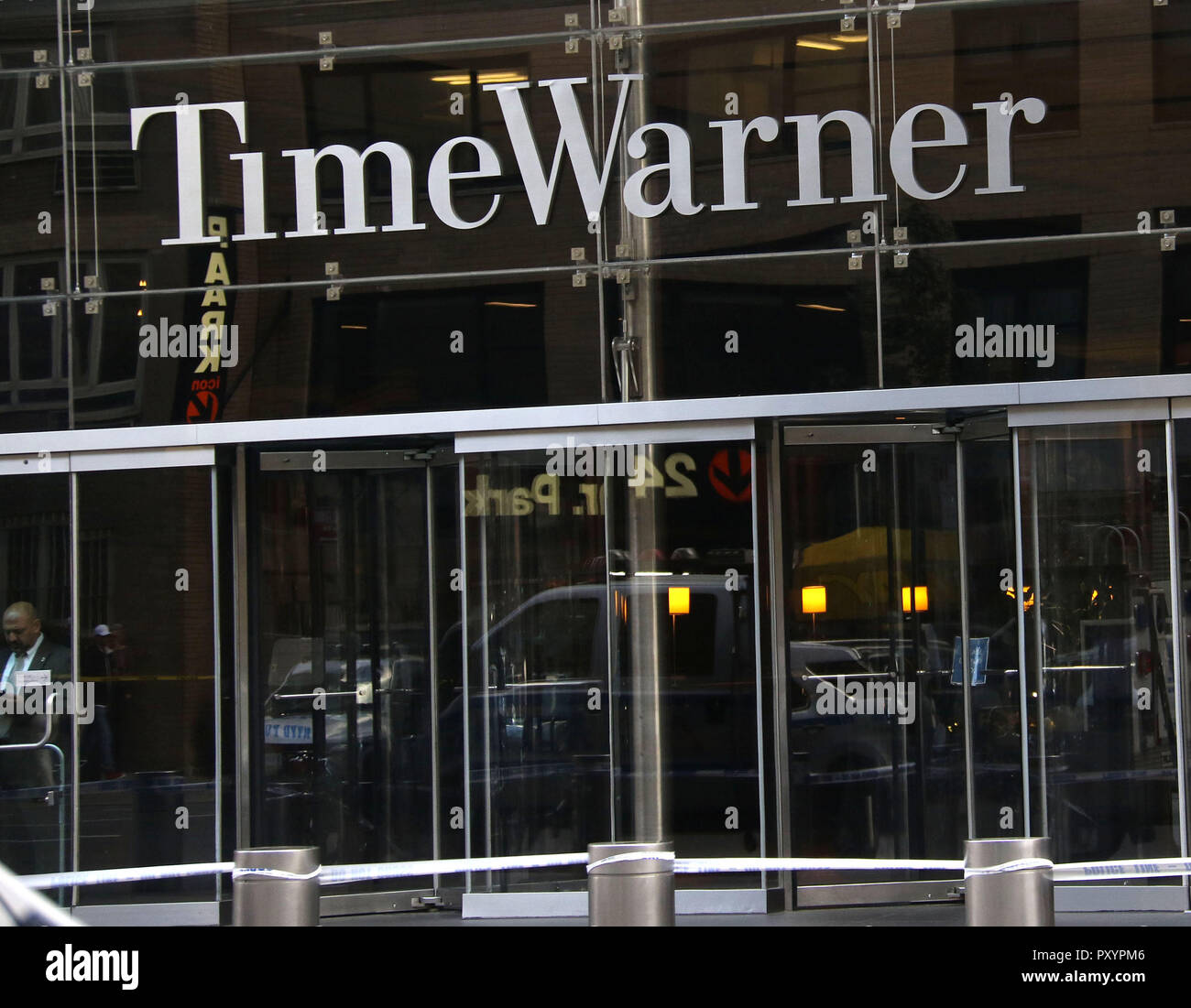 Cnn building new york hi-res stock photography and images - Alamy