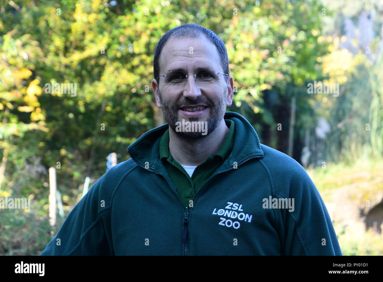 Dan simmonds hi-res stock photography and images - Alamy