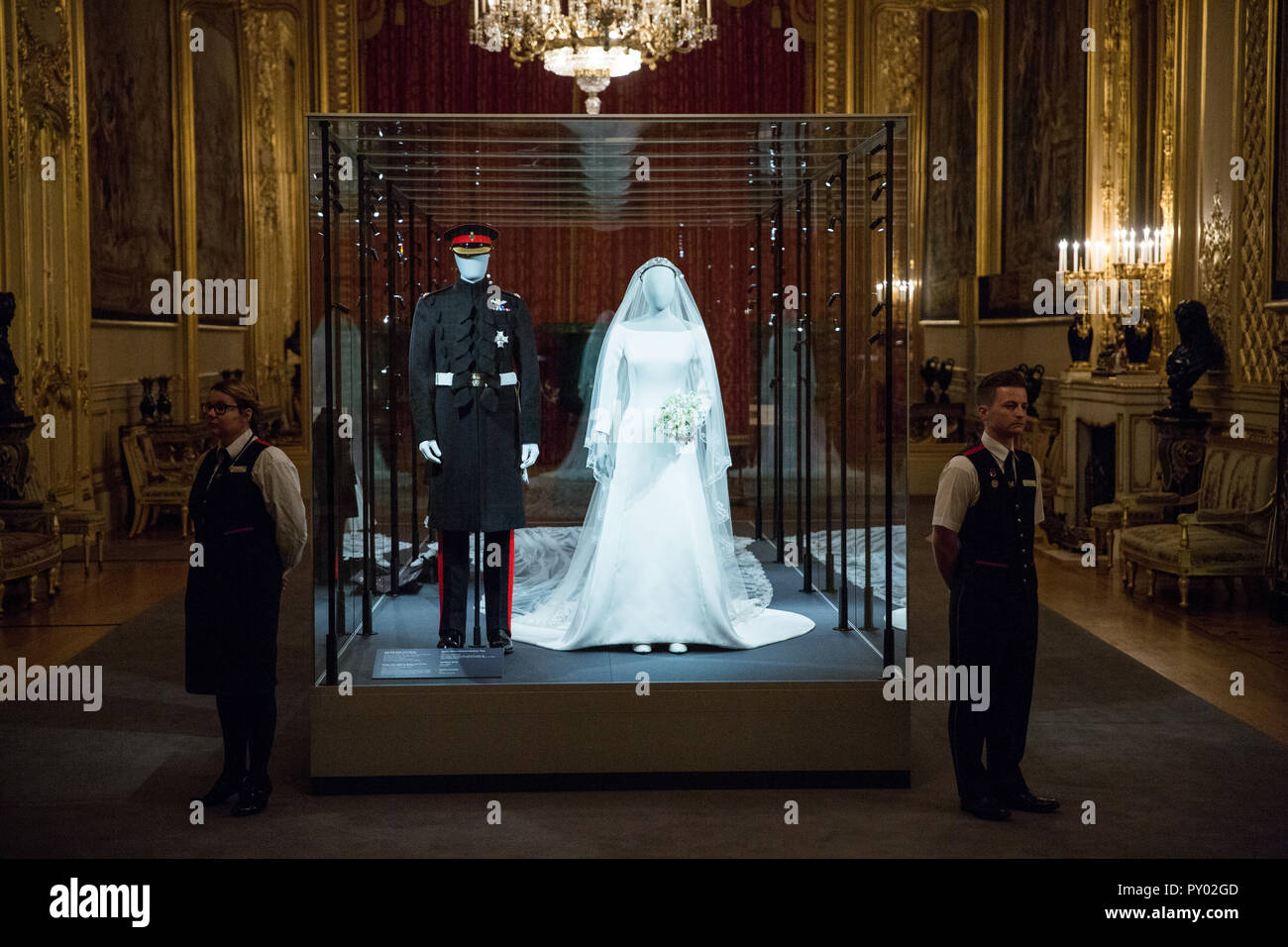 Royal household staff hi-res stock photography and images - Alamy