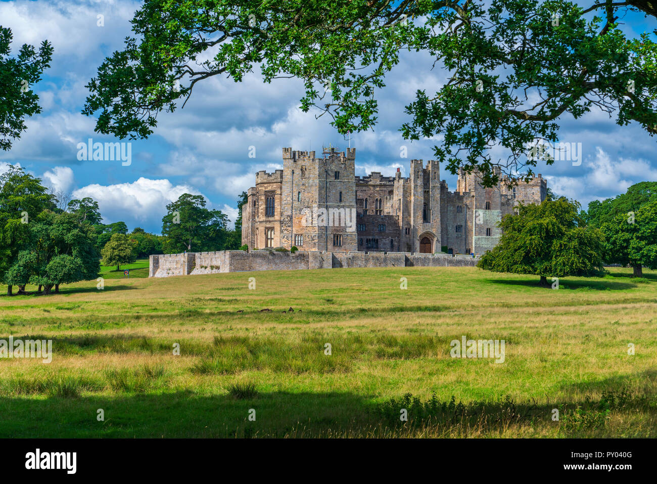 Raby castle hi-res stock photography and images - Alamy