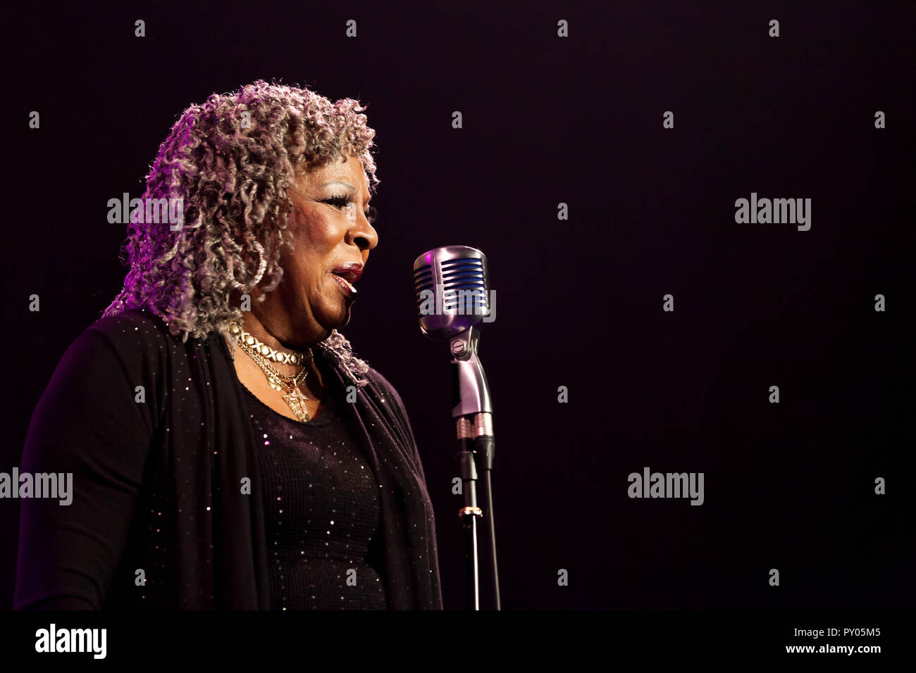 Delphine reeves hi-res stock photography and images - Alamy