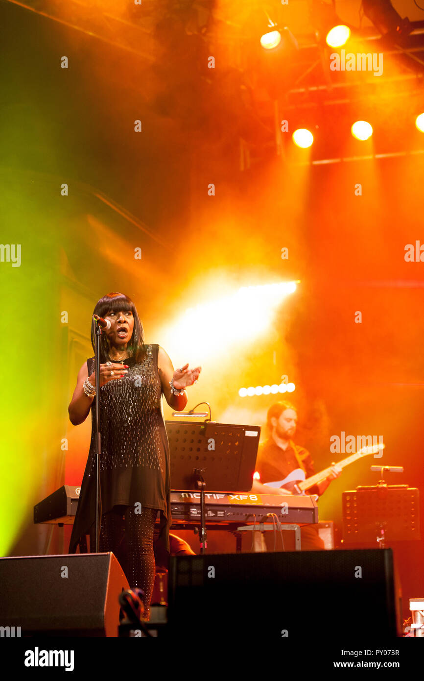 Delphine reeves hi-res stock photography and images - Alamy