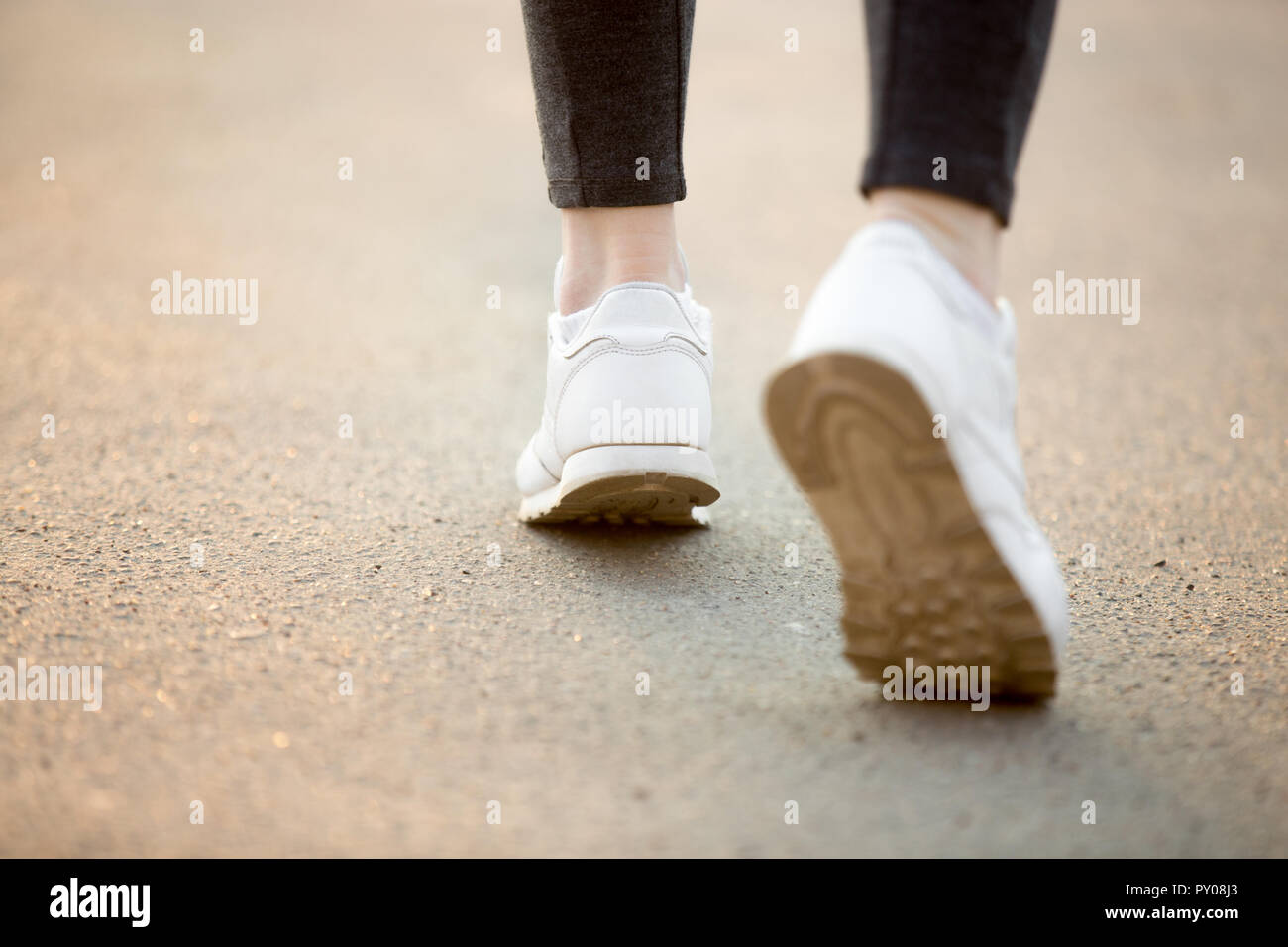 Walking street feet active hi-res stock photography and images - Alamy