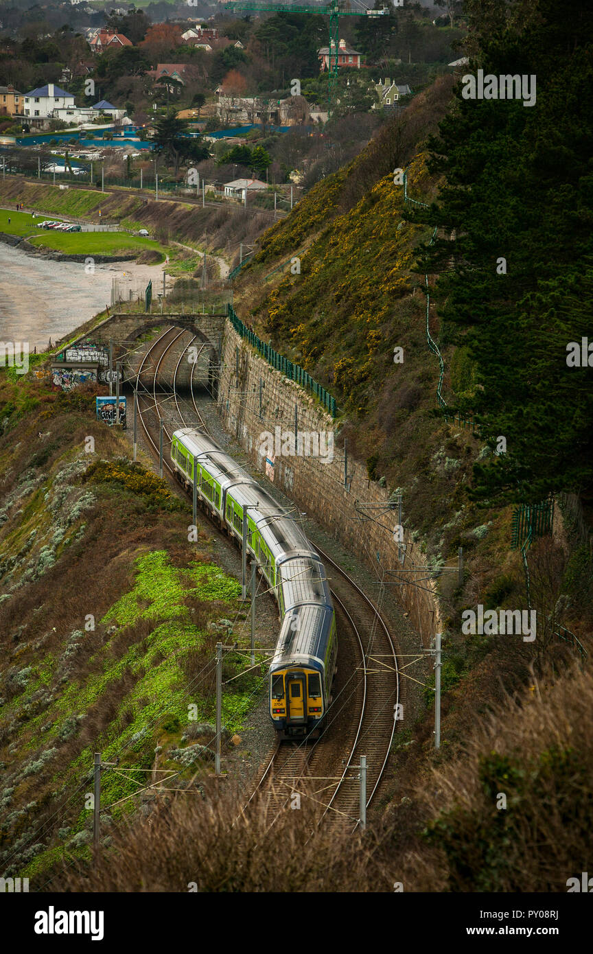 Commuter train line hi-res stock photography and images - Alamy