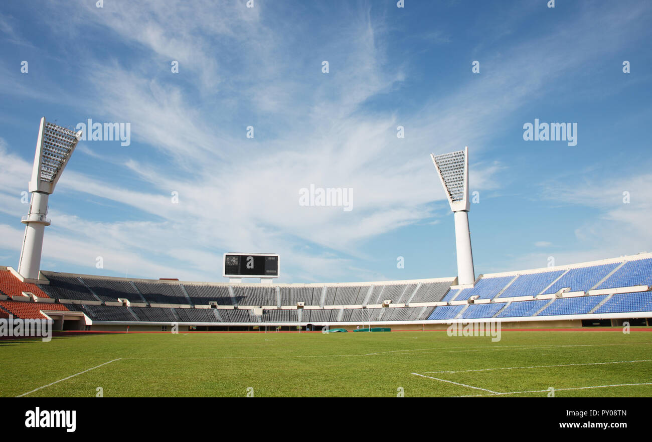 Stadium oval seating hi-res stock photography and images - Alamy