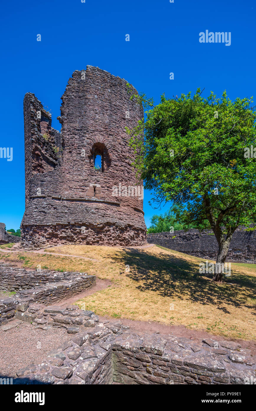 Skenfrith Castle High Resolution Stock Photography and Images - Alamy