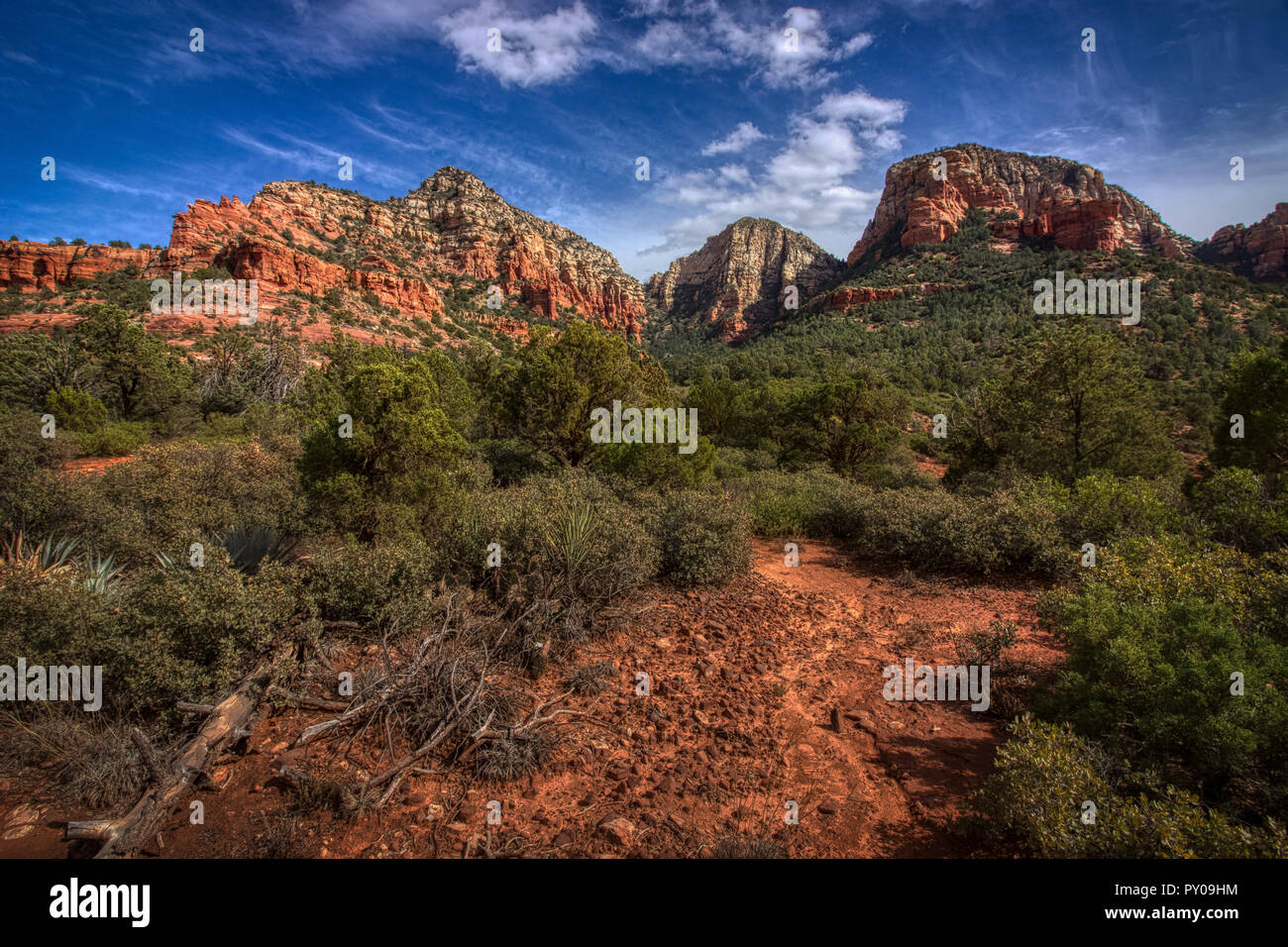 Dramatic blue sky and cloudscape over Capitol Butte (aka Thunder ...