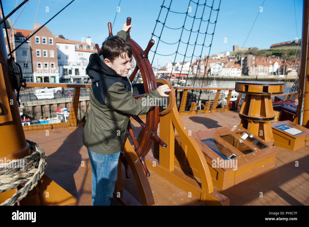 The Endeavour Experience, Whitby. Captain Cook ship Stock Photo - Alamy