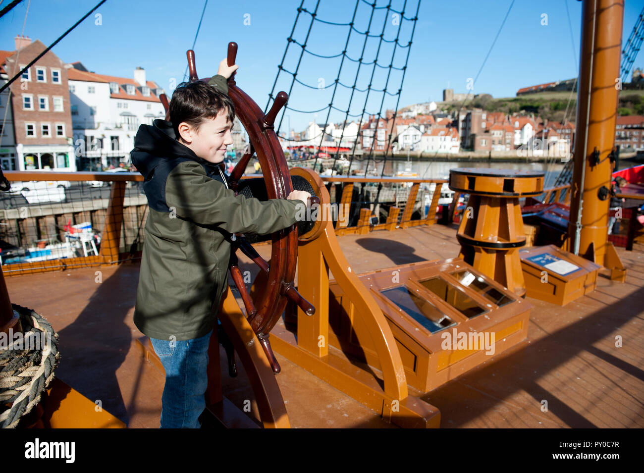 The Endeavour Experience, Whitby. Captain Cook ship Stock Photo - Alamy