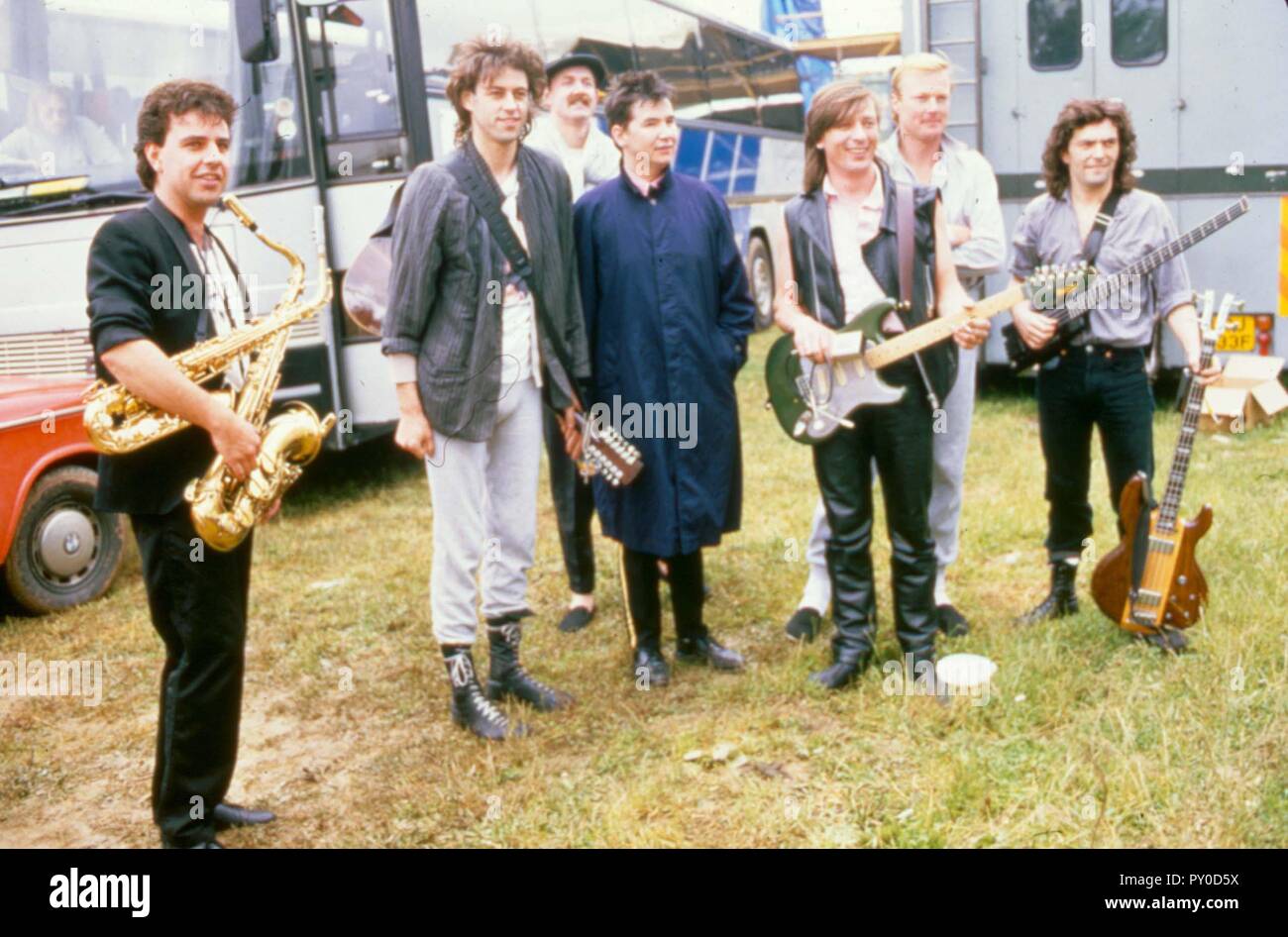 Band aid 1985 hi-res stock photography and images - Alamy