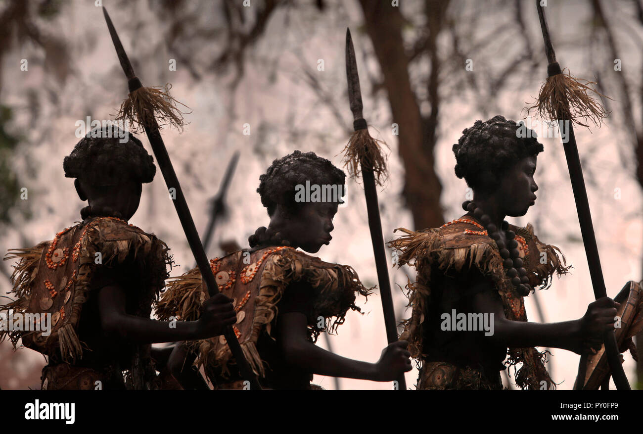 People wearing indigenous costumes hi-res stock photography and images ...