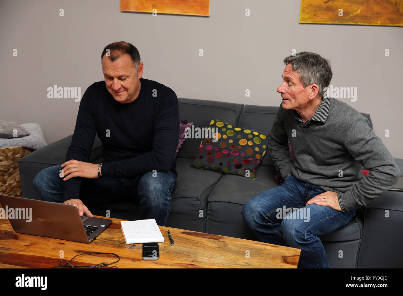 Working with client hi-res stock photography and images - Alamy