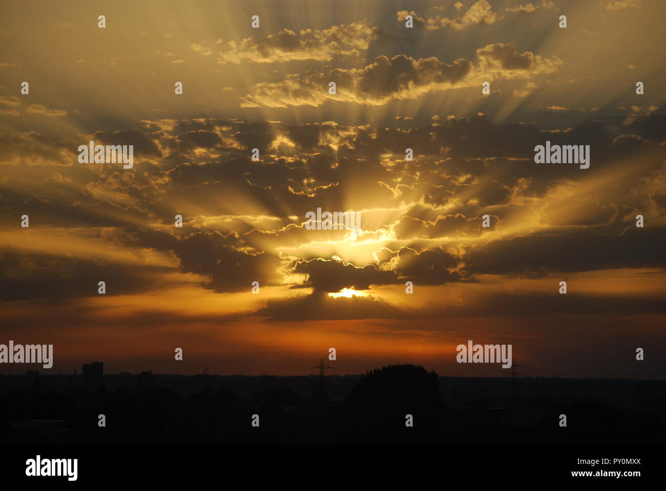 Deep moody sunset hi-res stock photography and images - Alamy