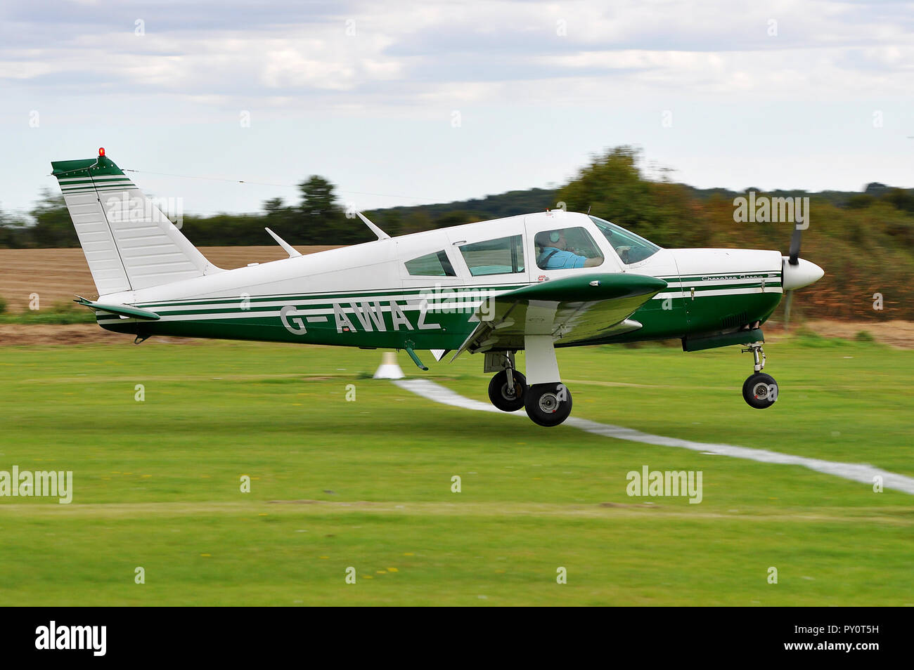 Piper PA28 Cherokee Arrow G-AWAZ in a spot landing competition at ...