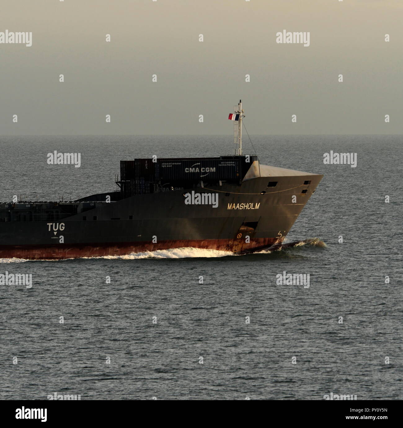Boat wheelhouse ship hi-res stock photography and images - Alamy