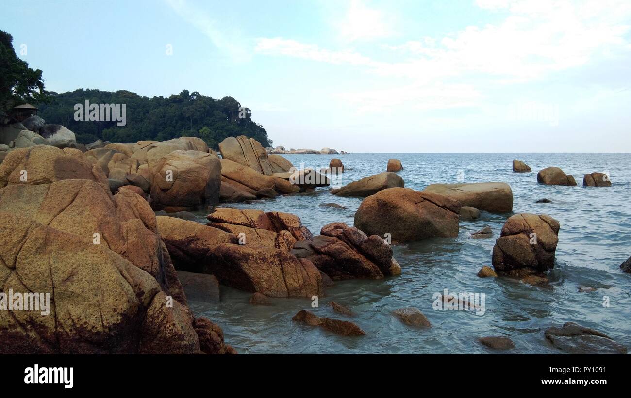 the stone beach Stock Photo - Alamy