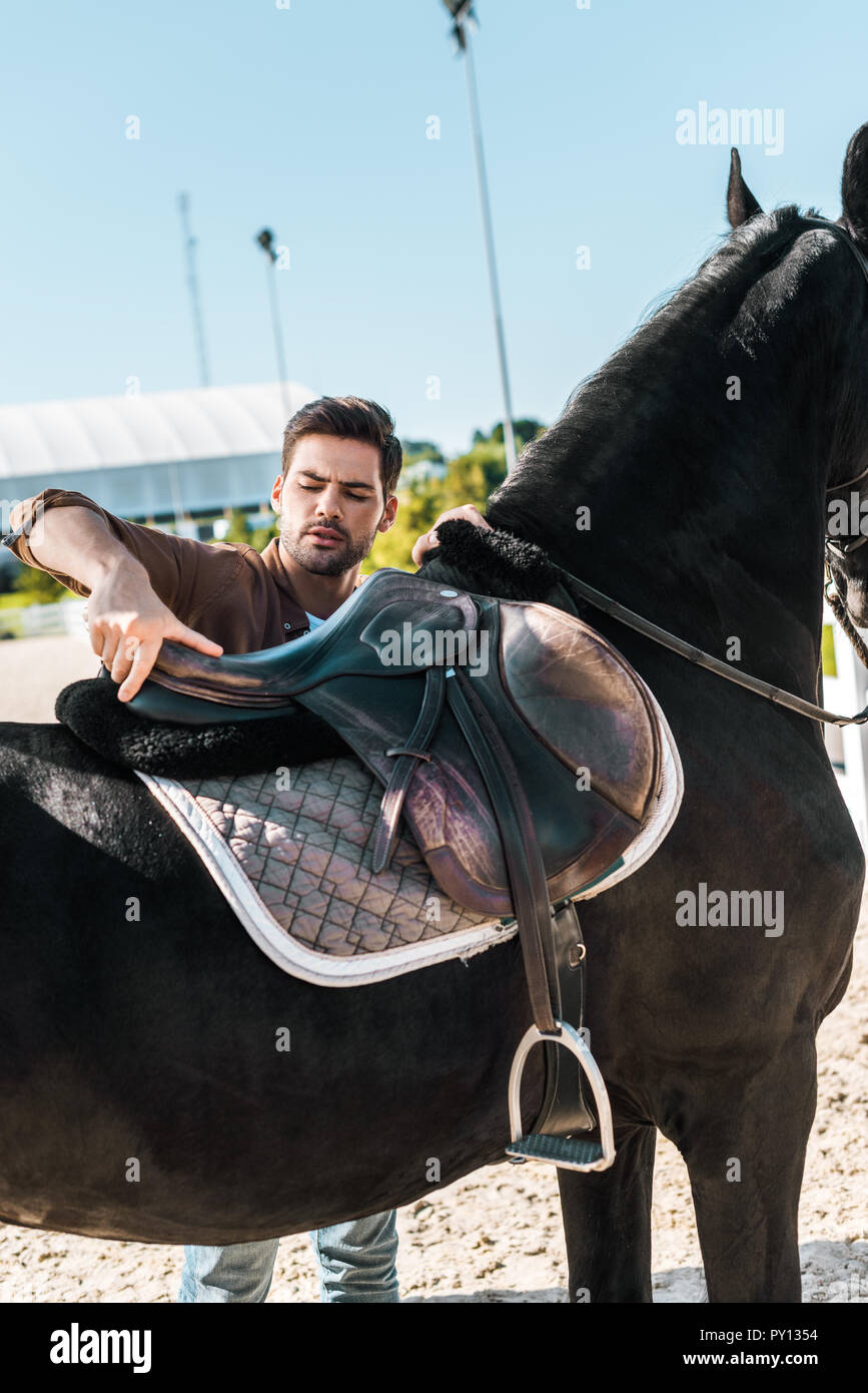 Handsome cowboy hi-res stock photography and images - Alamy